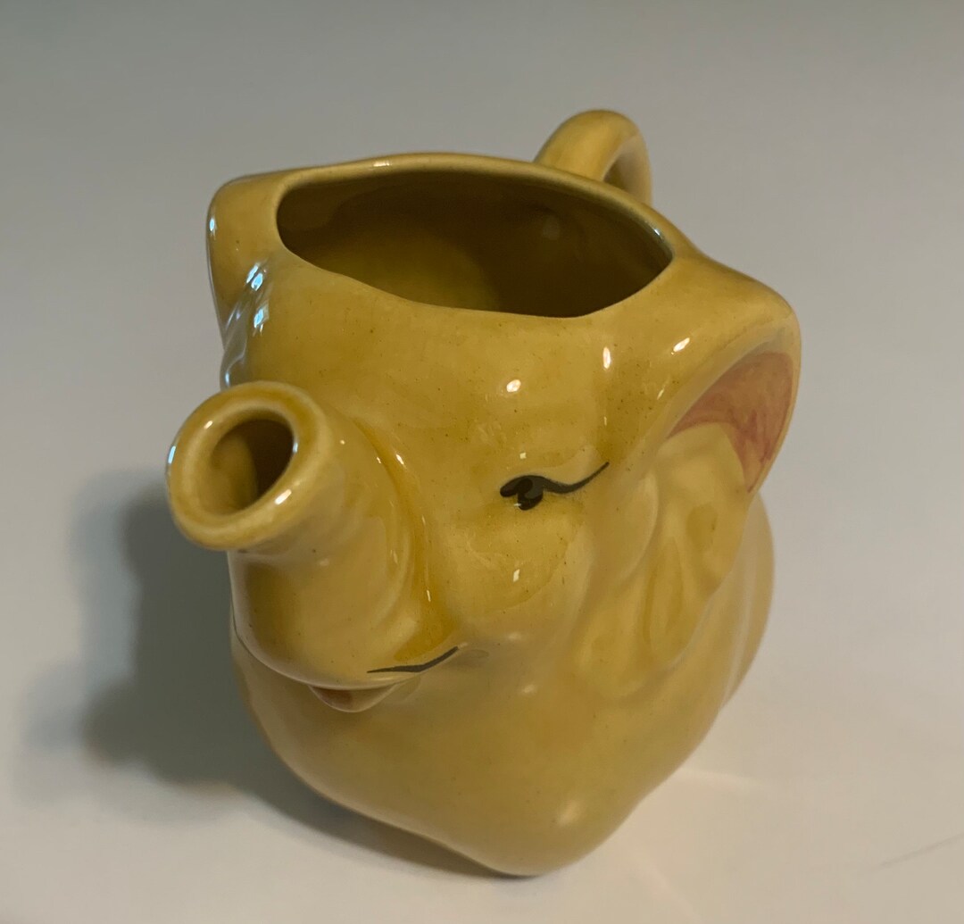 Vintage (shawnee Style) Elephant Creamer - Etsy