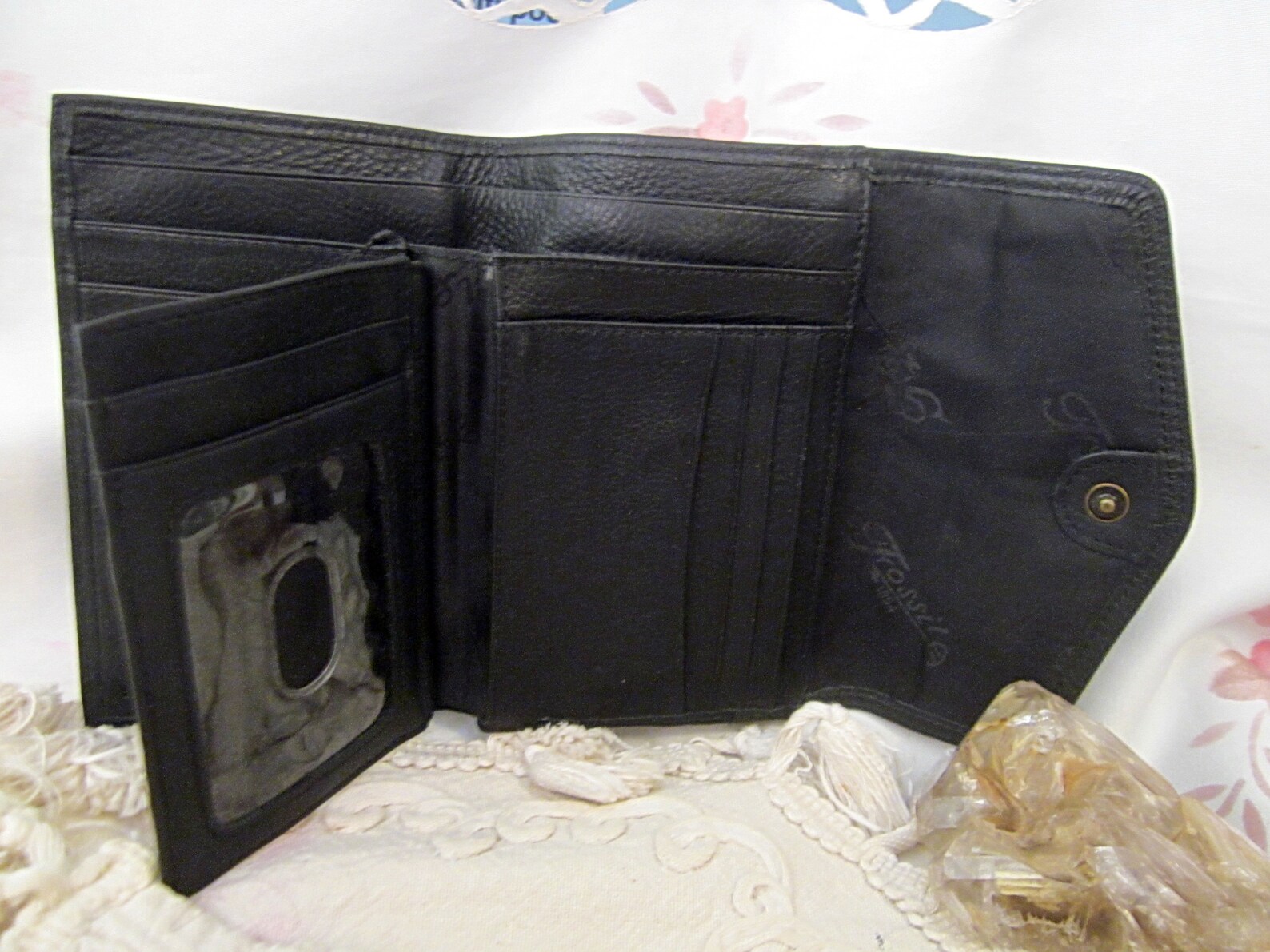 FOSSIL - Beautiful BLACK Genuine Leather Wallet / Insert Spots for ...