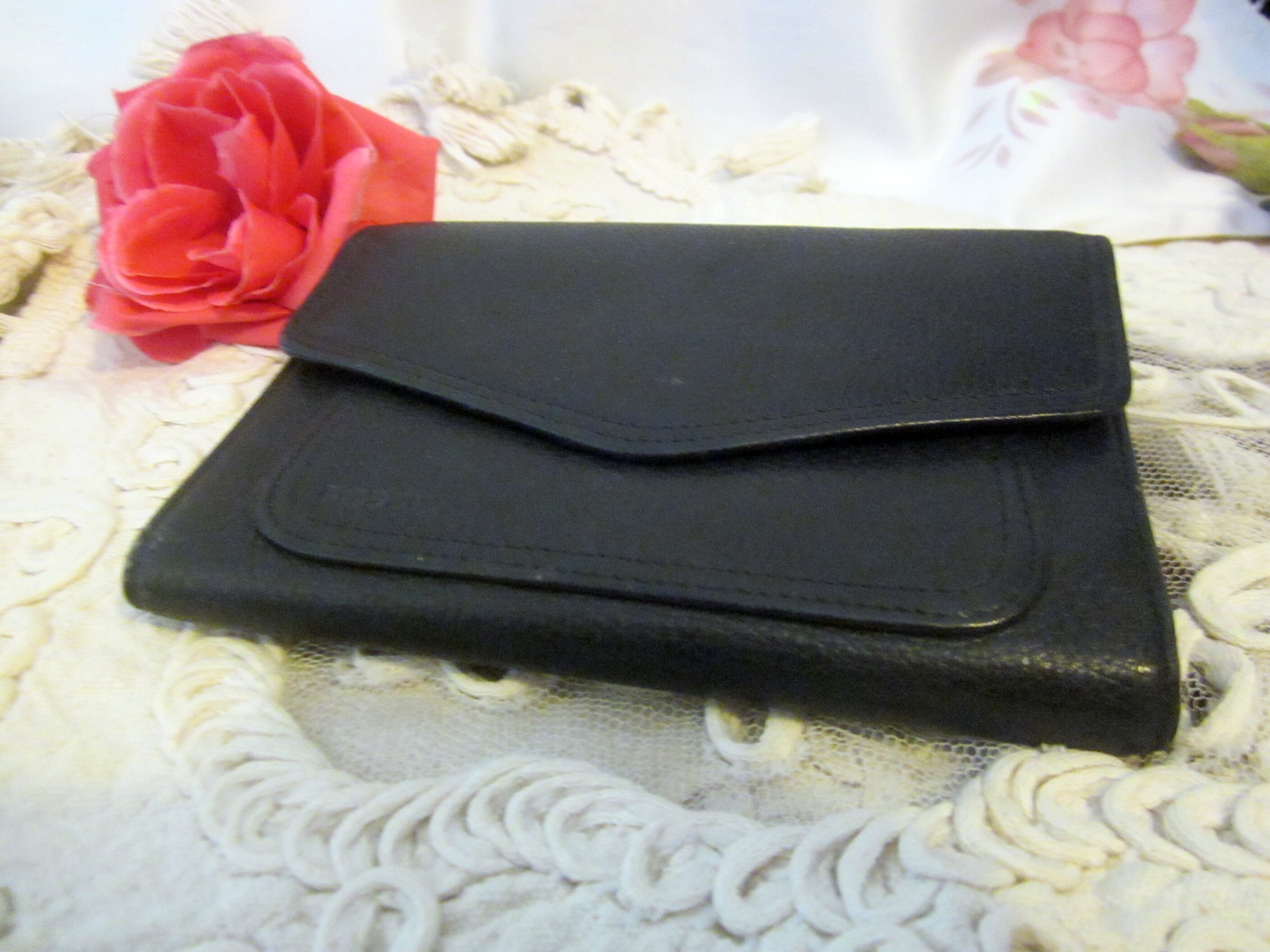 FOSSIL - Beautiful BLACK Genuine Leather Wallet / Insert Spots for ...