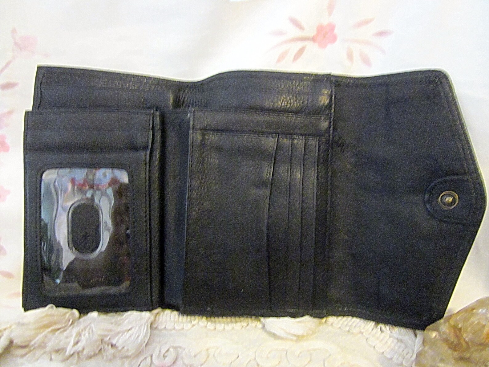 FOSSIL - Beautiful BLACK Genuine Leather Wallet / Insert Spots for ...