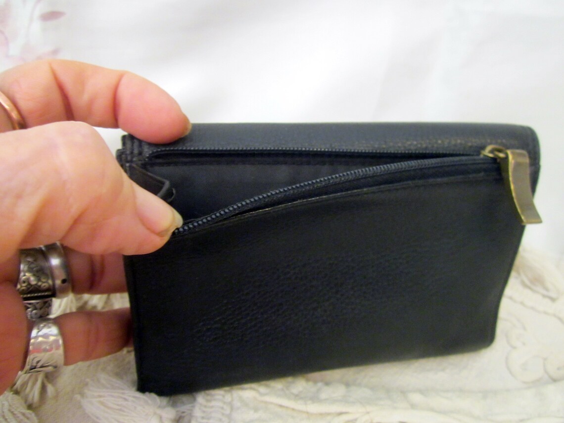 FOSSIL - Beautiful BLACK Genuine Leather Wallet / Insert Spots for ...