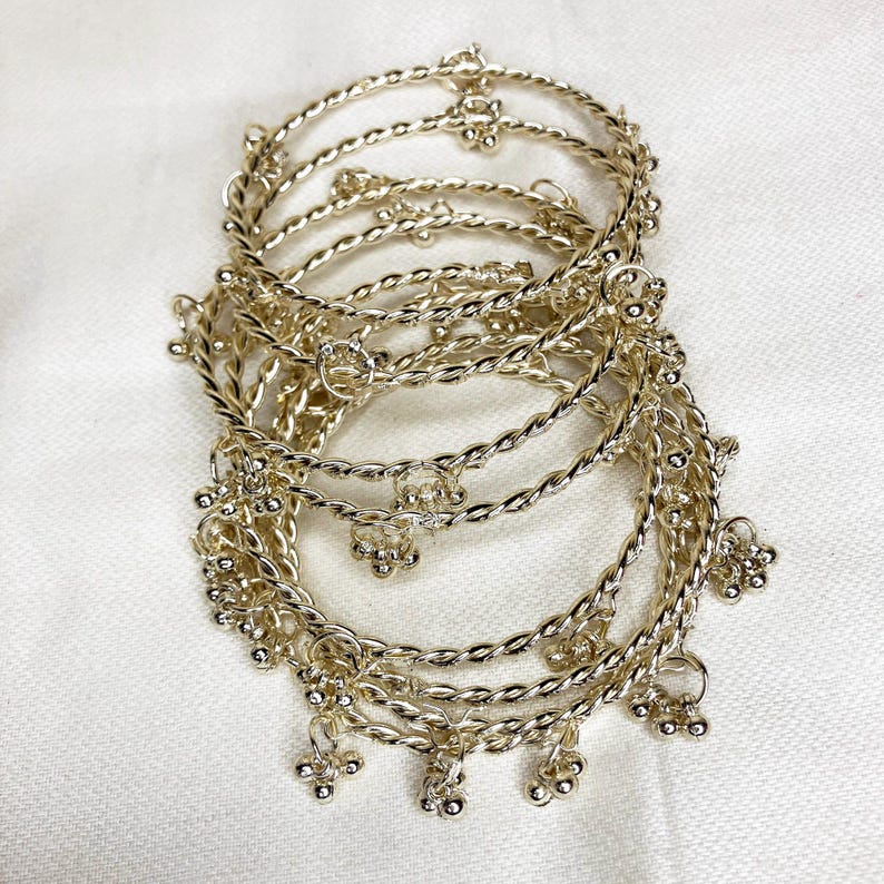 8+ Kashmiri Bangles With Ghungroos | Indian Bridal Light Gold & Silver ...