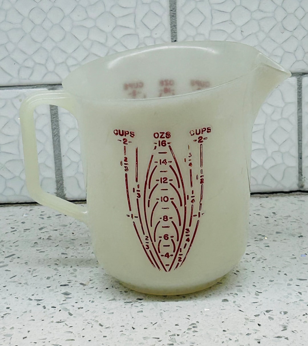 Vintage Tupperware 2 Cup Measuring Cup 134-2 Red Numbers & Letters Made ...