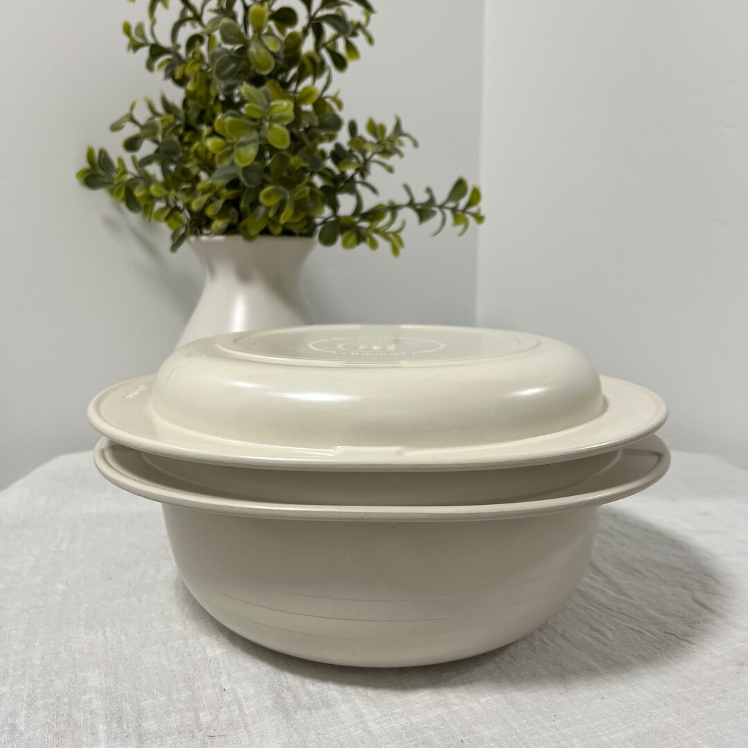 Vintage Tupperware Ultra 2 Quart Bowl for Microwaves & Conventional ...