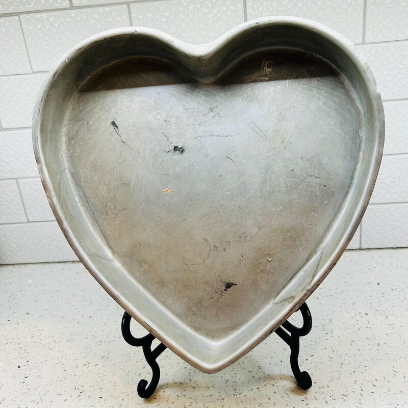Aluminum Vintage Heart Baking Pan - Etsy