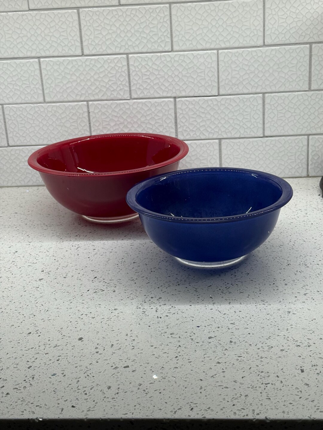 Vintage Pyrex Nesting Bowls: Navy Blue & Maroon Clear Bottoms - Etsy
