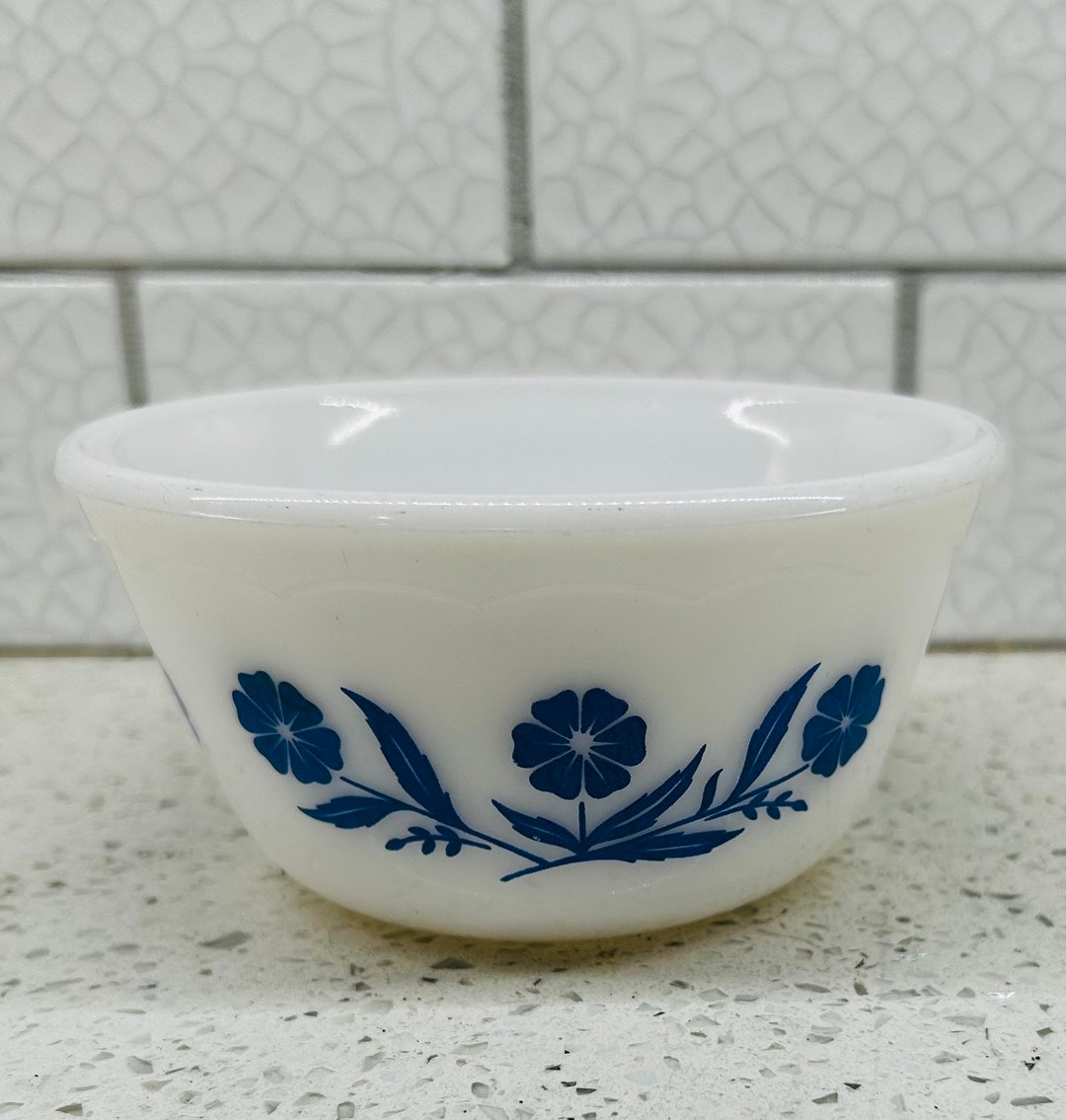 Lovely Vintage Hazel Atlas Small Blue Cornflower Mixing Bowl - Etsy