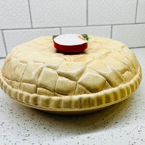 Vintage Hand Painted Ceramic 10" Apple Pie Covered Dish Saver Keeper - Etsy