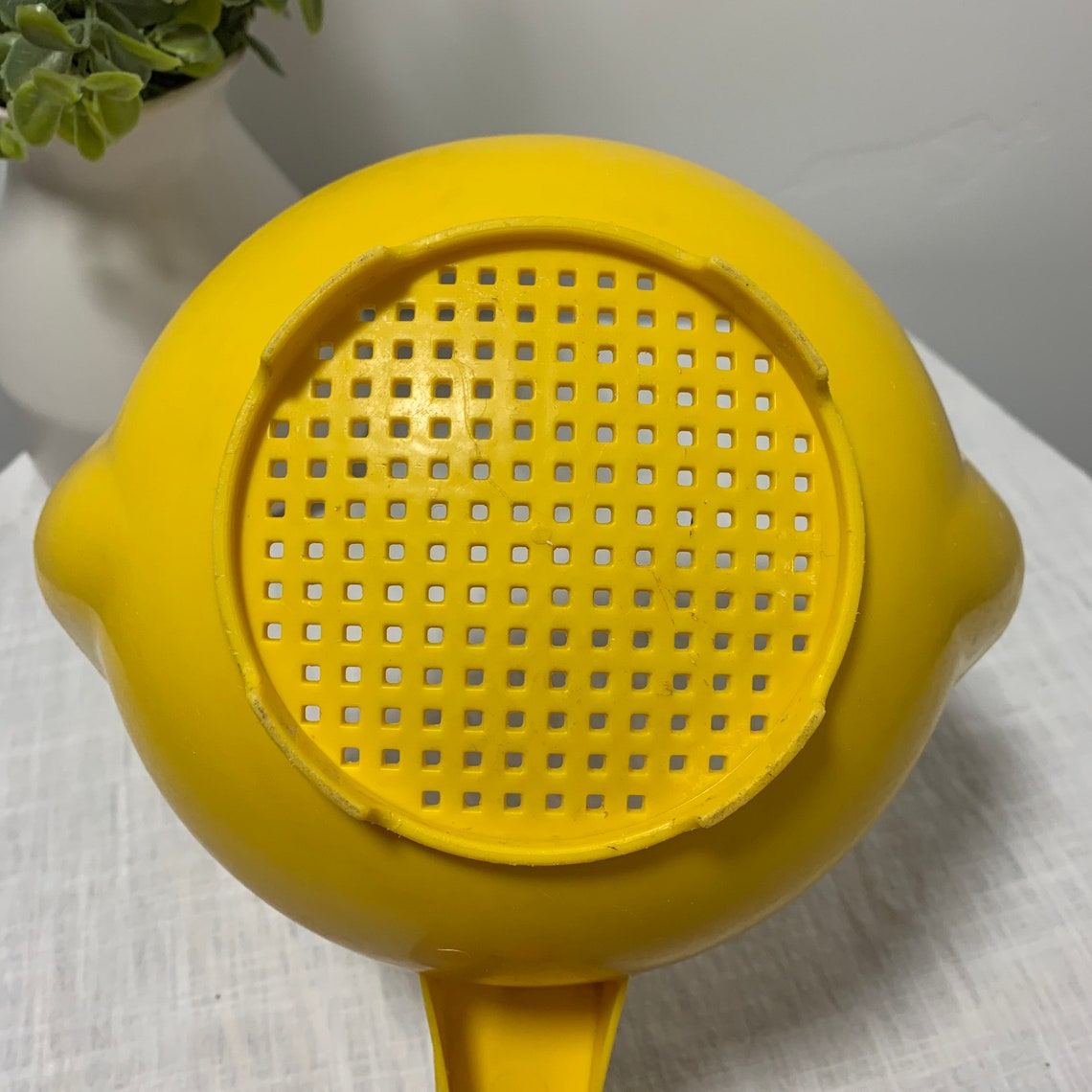 Vintage Yellow Tupperware Strainers Set of 2 1200-2 and | Etsy