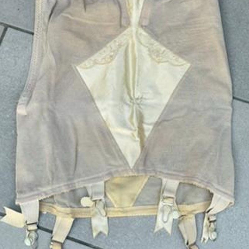 Louis Girdles - Etsy Canada