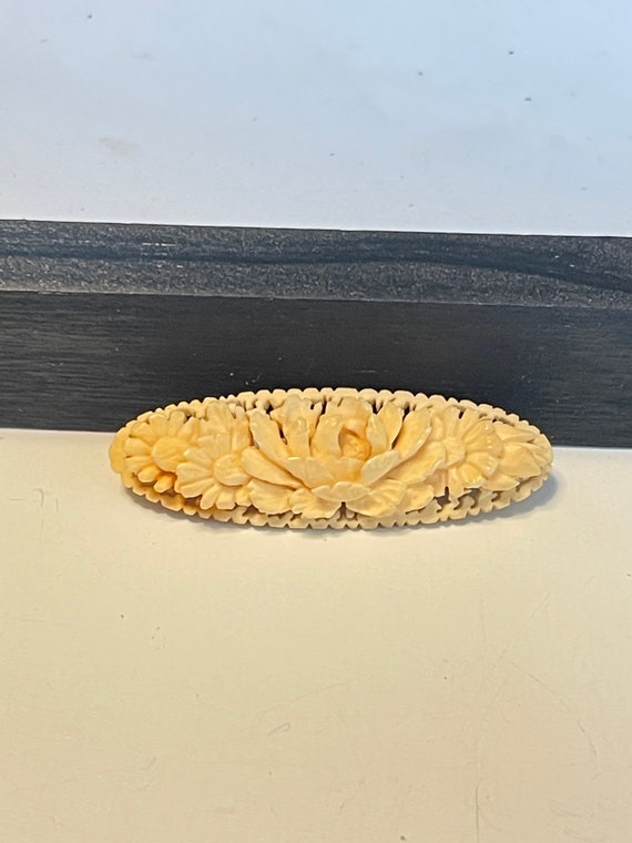 Celluloid Carved Floral Oval Brooch Vintage - Gem