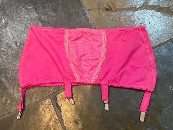 Lady Suspender Uk Girdles