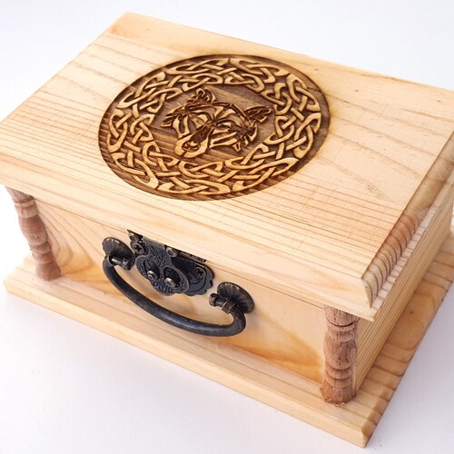 Celtic Knot Latched Wooden Box : Free Engraved - Etsy