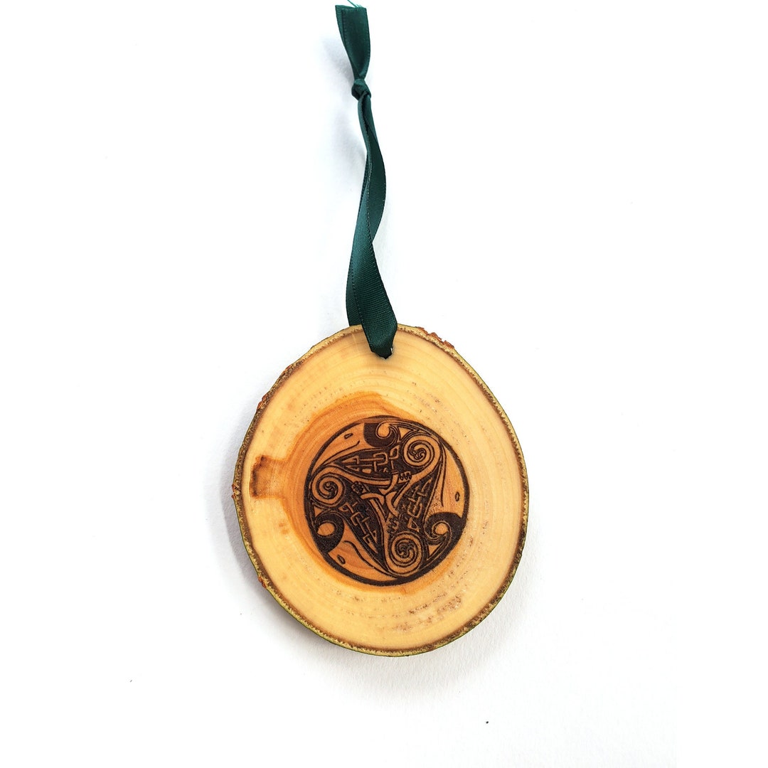 Celtic Triple Raven Engraved Wooden Ornament, Natural Tree Slice Round ...