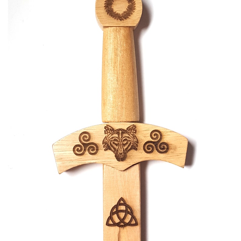 Celtic Wolf Sword and Shield Wooden Set Free Name Engraving - Etsy