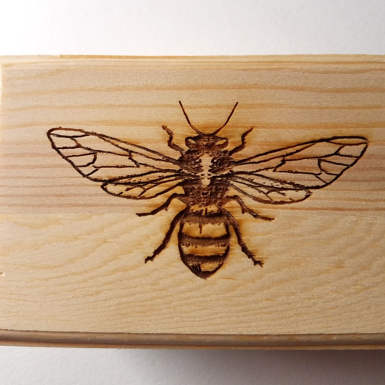 Honey Bee Latched Wooden Box : Free Engraved Personalization | Etsy