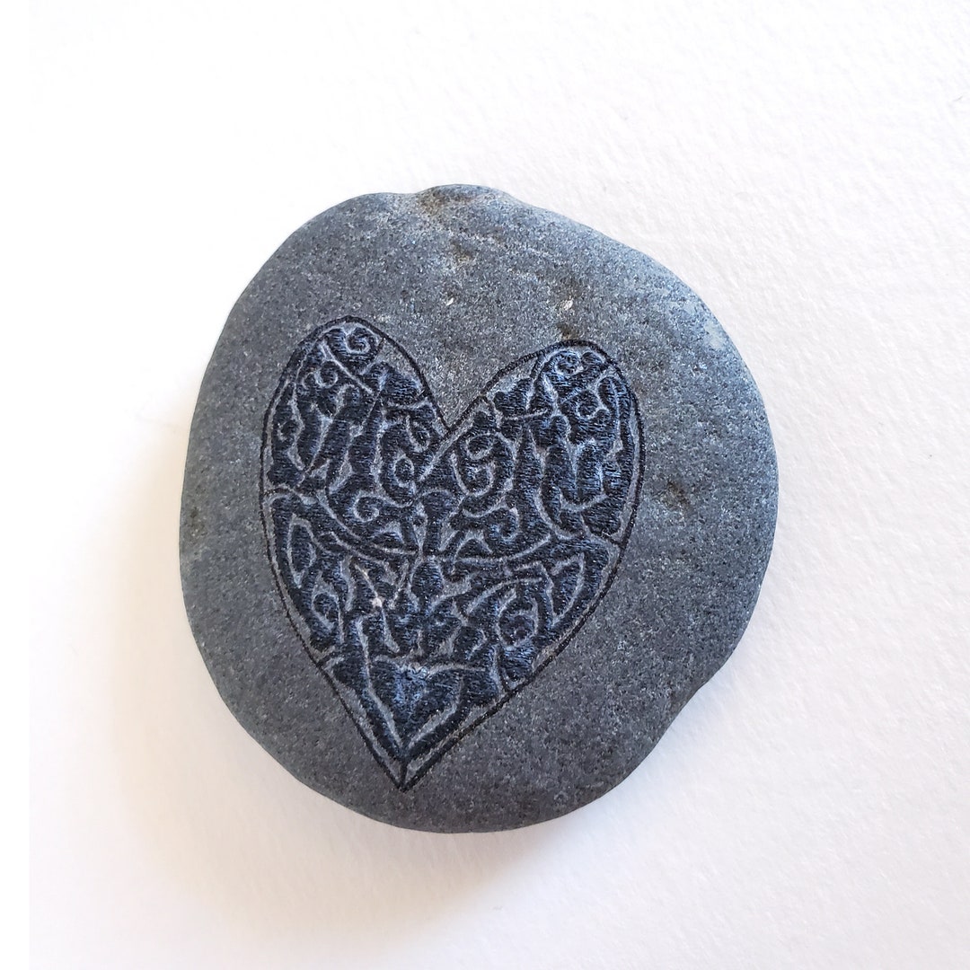 Celtic Heart Worry Stone, Free Personalized Engraving, Meditation Stone ...
