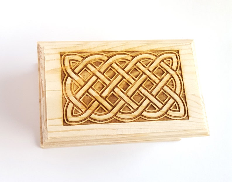 Celtic Knot Latched Wooden Box : Free Engraved - Etsy