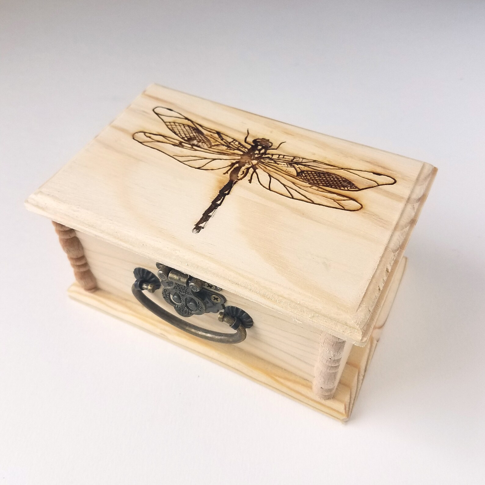 Dragonfly Latched Wooden Box : Free Engraved Personalization | Etsy