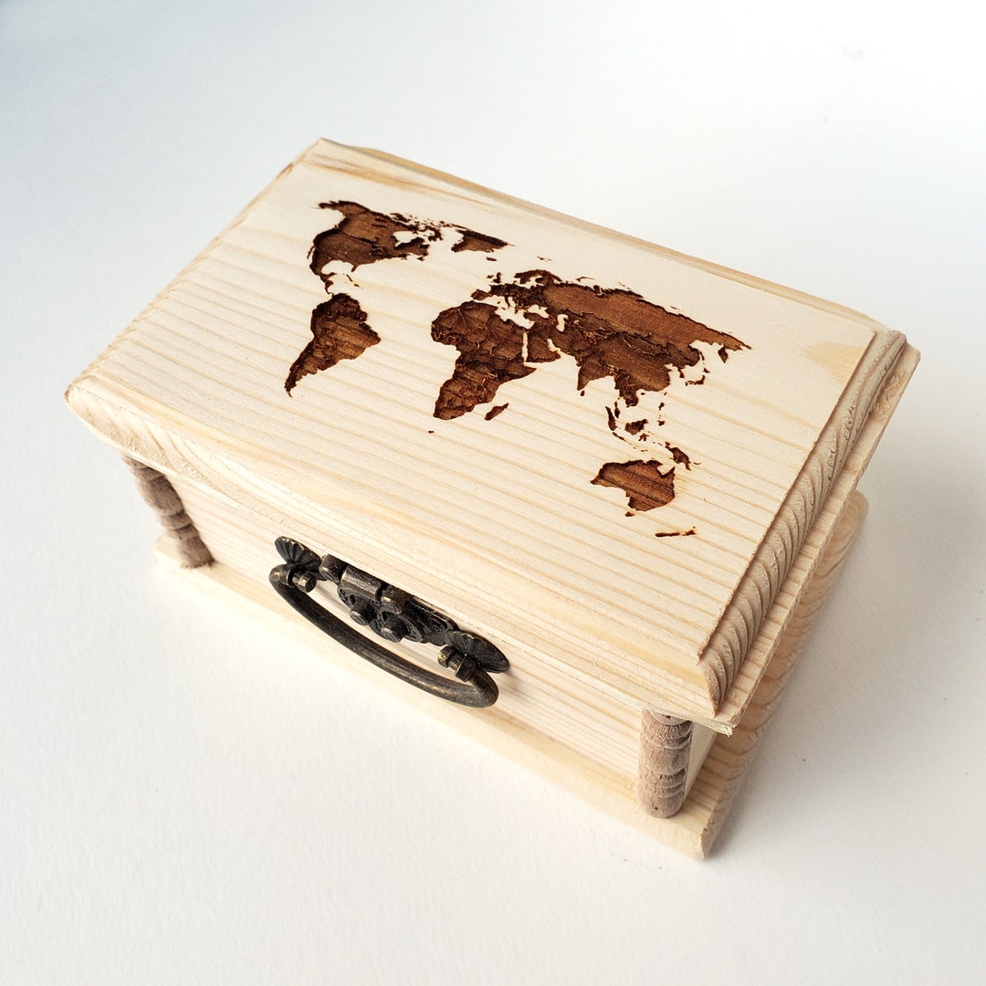 World Map Latched Wooden Box : Free Engraved Personalization, Custom ...