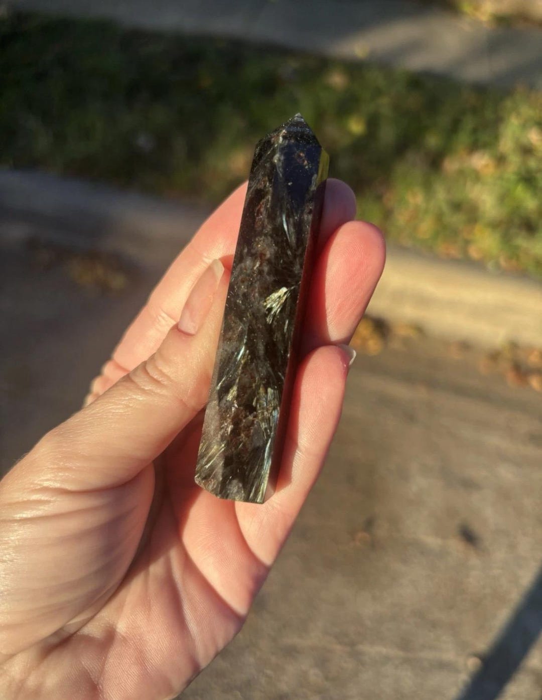 3” Arfvedsonite Tower - Etsy
