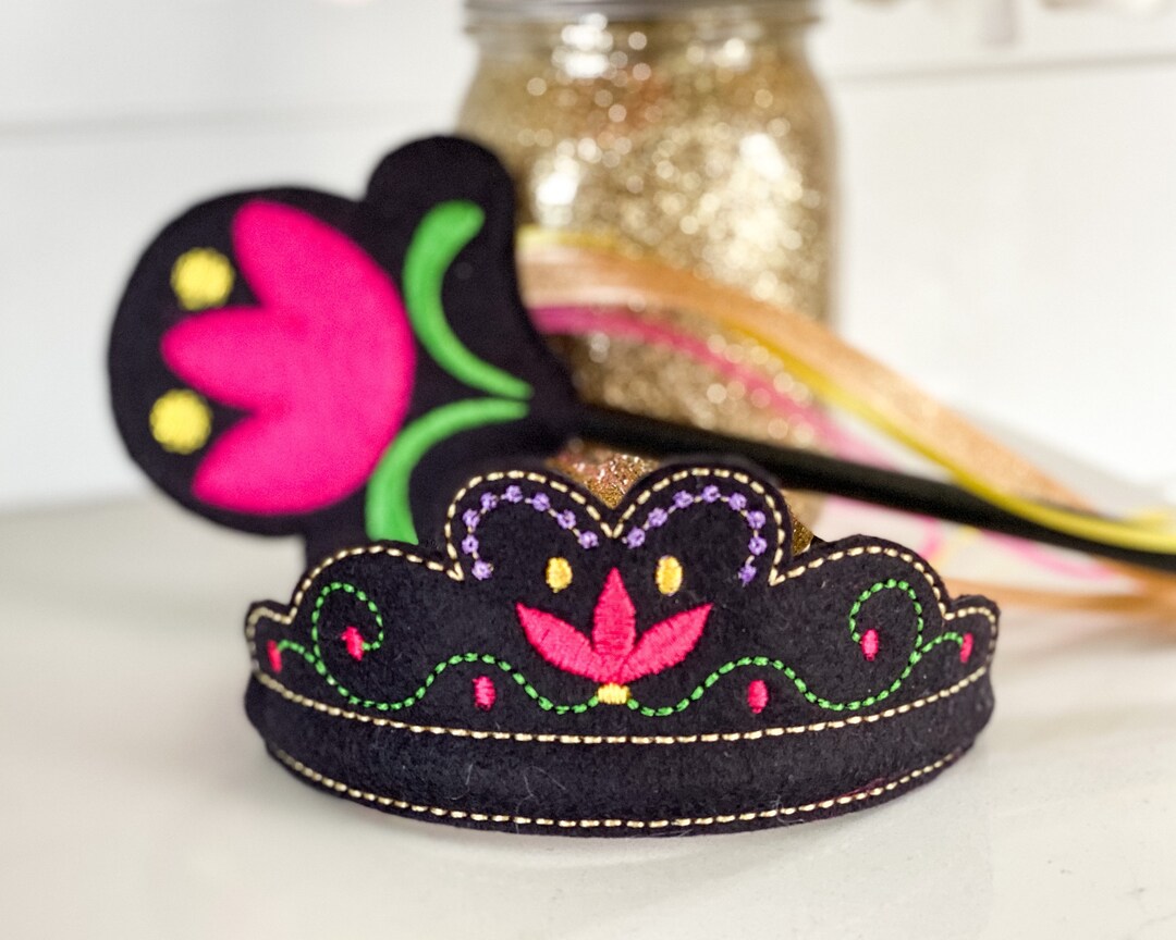 Princess Anna-inspired Tiara and Wand Set- Wool Felt Tiara and Matching ...