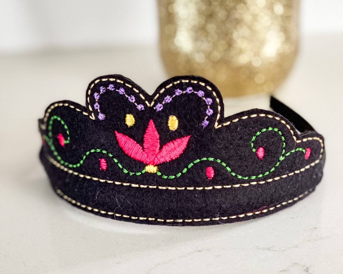 Princess Anna-inspired Tiara and Wand Set Wool Felt Tiara and | Etsy