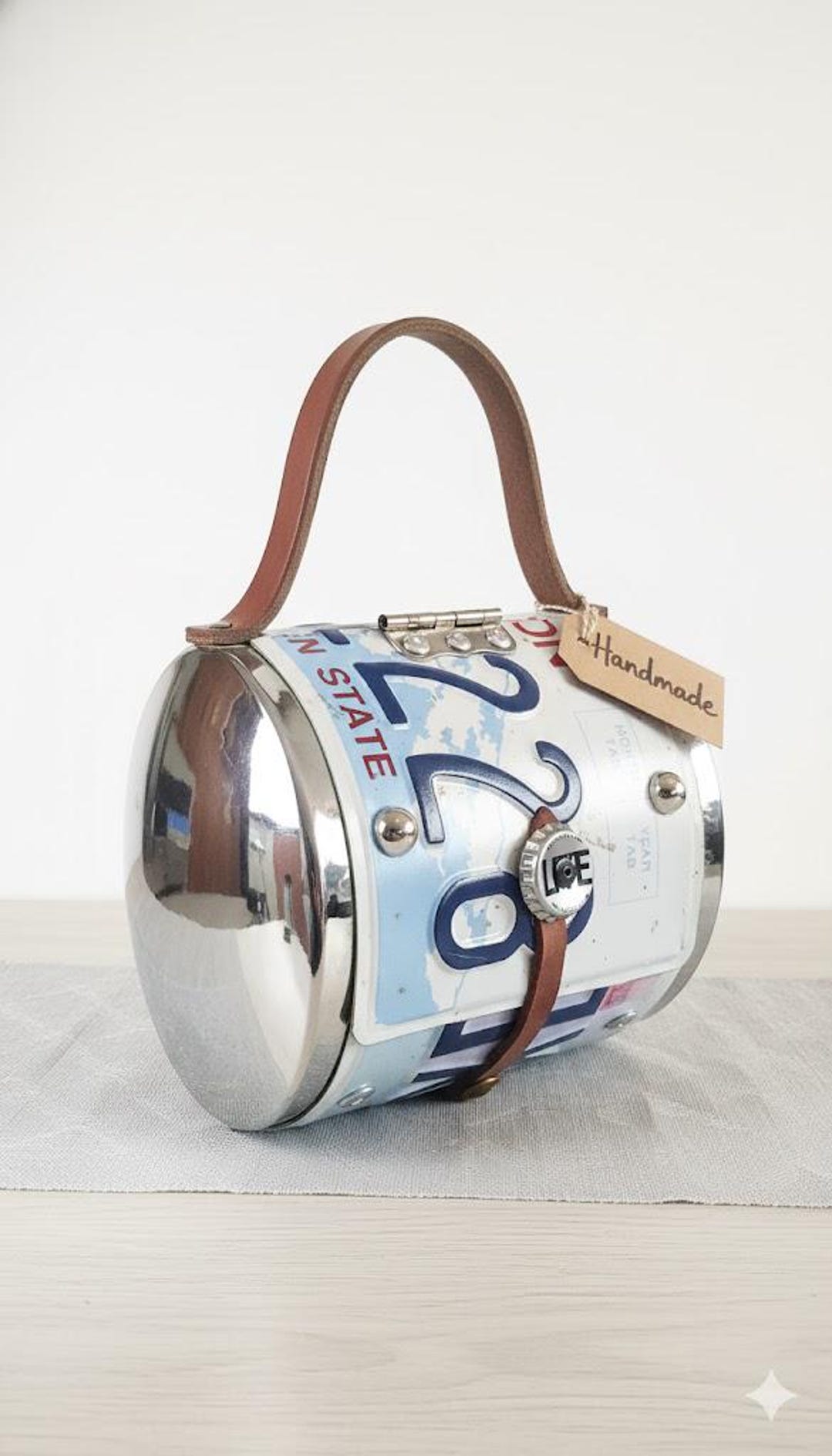 One-of-a-kind Oregon Washington License Plate Barrel Purse. - Etsy