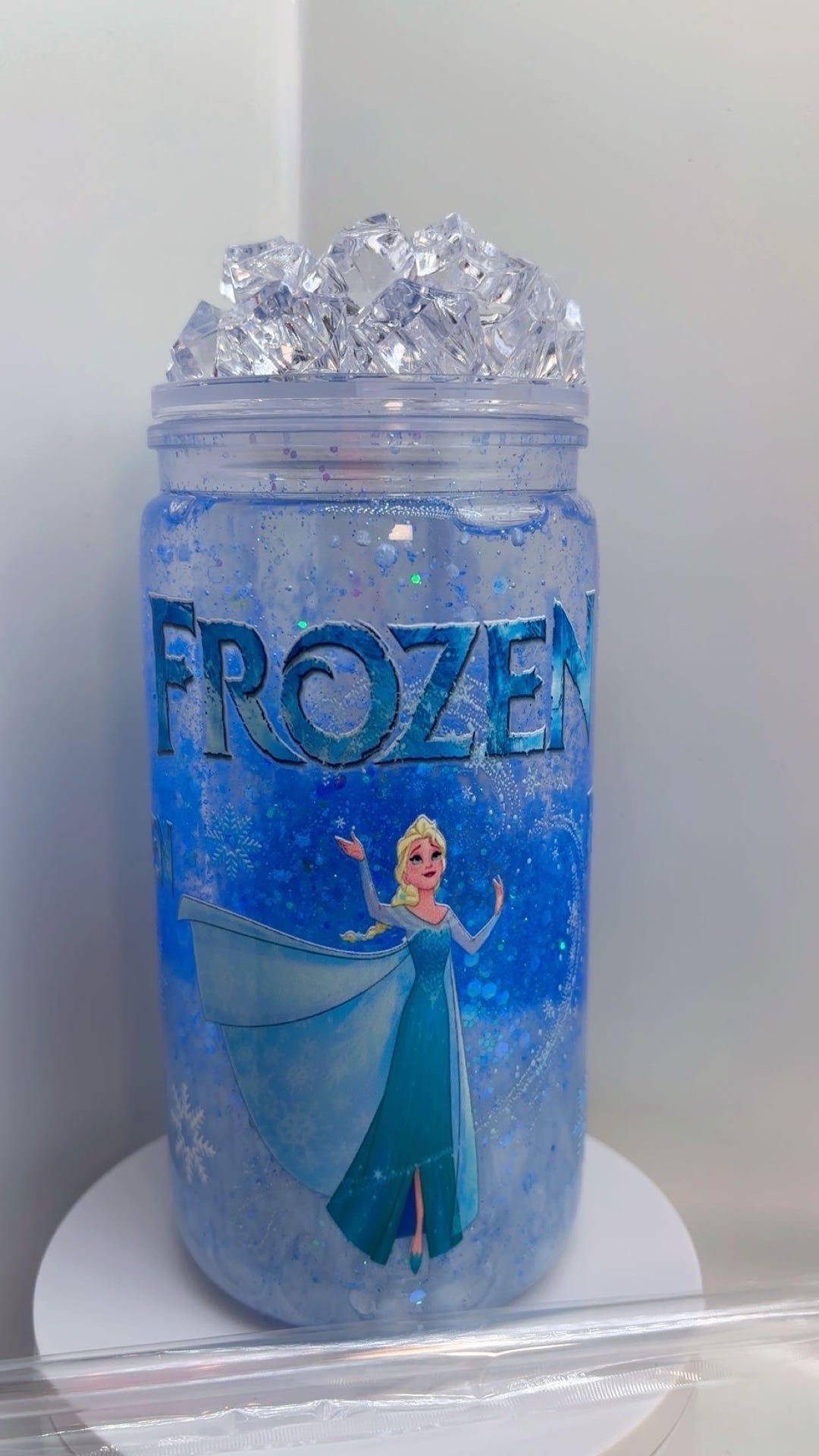 Reusable Plastic Straw Cup - Frozen Elsa Theme - Sparkling Glass With ...
