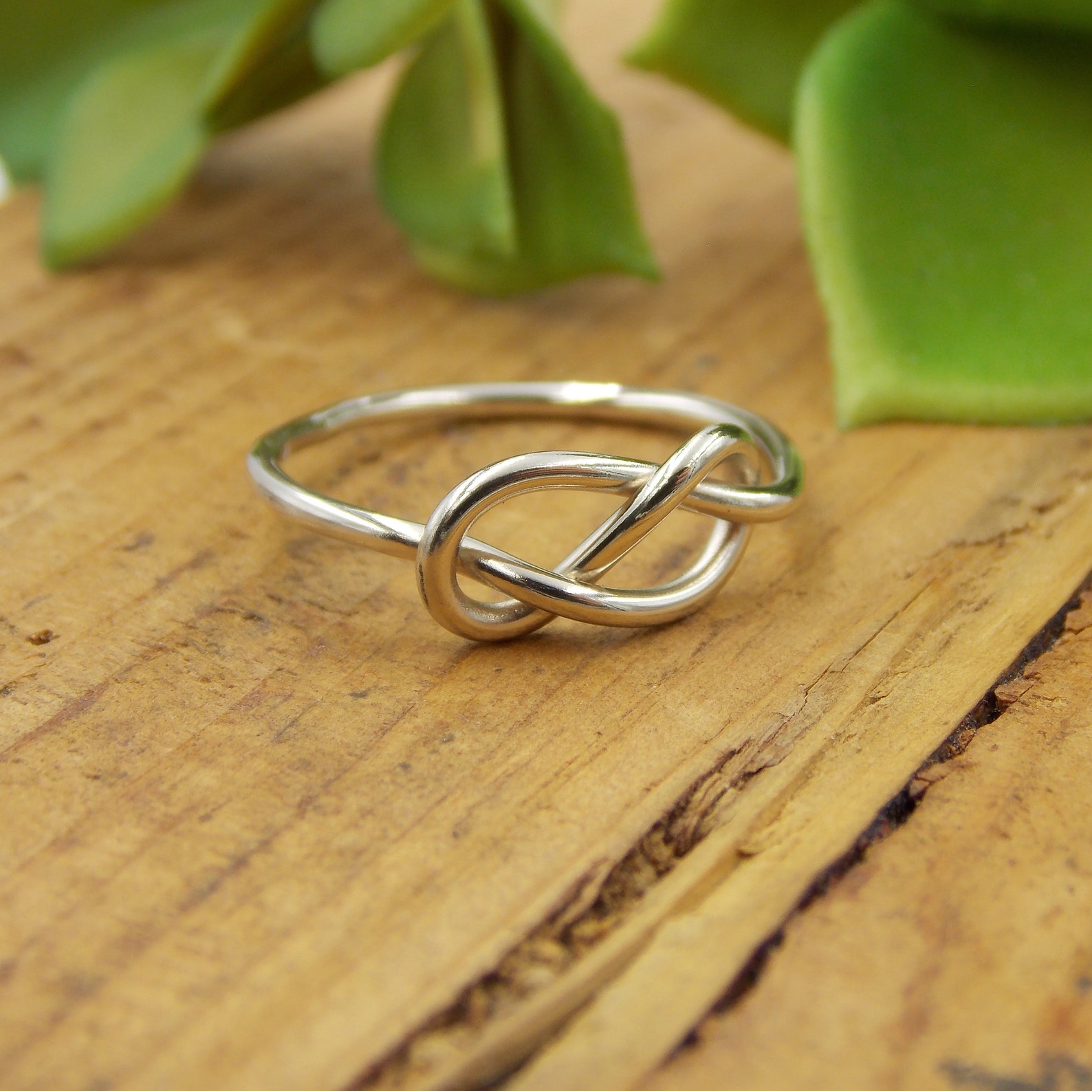Solid Gold Infinity Knot Ring: 14K Gold Ring Yellow or White - Etsy