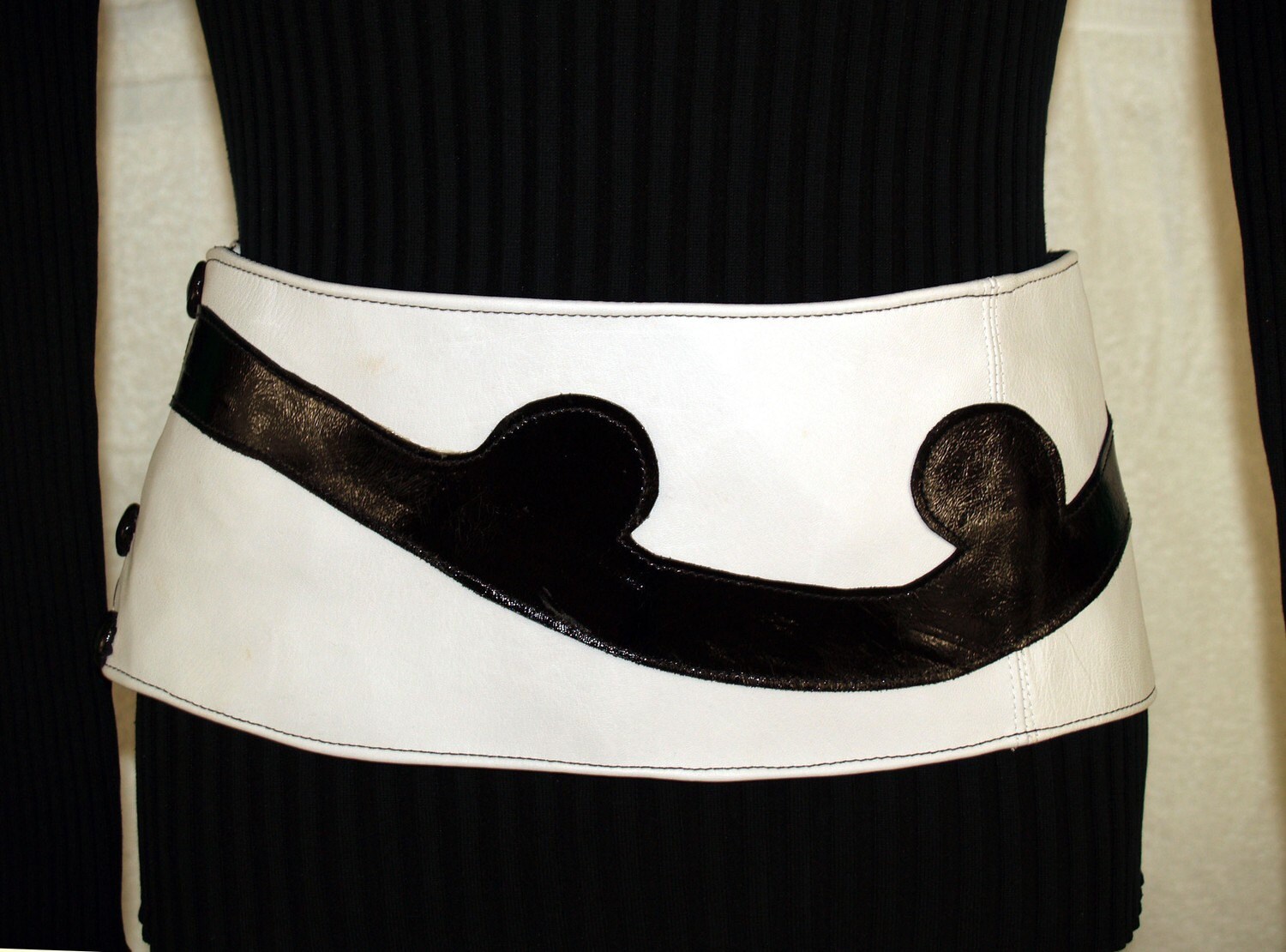 Black and White Leather Belt - Sophisticated Lady - Etsy