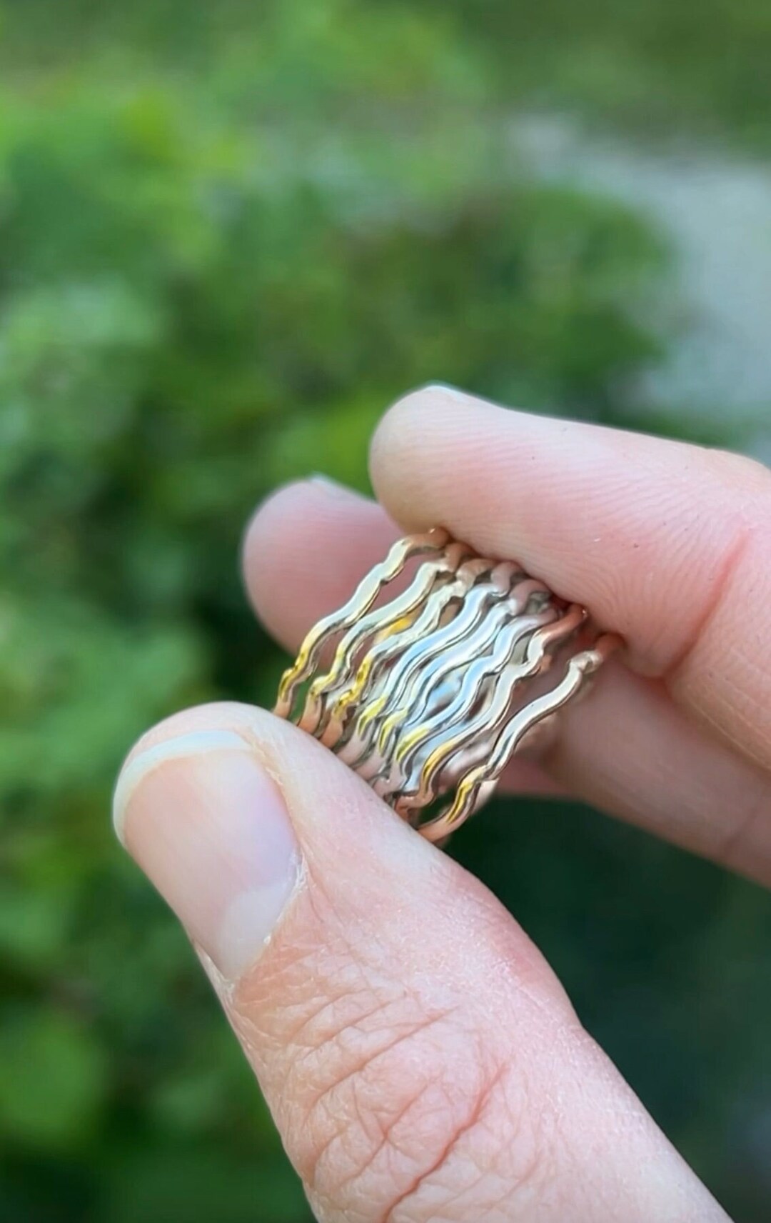 WAVY STACKING RINGS - Scalloped Stacking Rings - Etsy