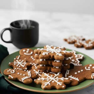 Gingerbread Cookies Recipe | Classic Christmas Cookie | Printable ...