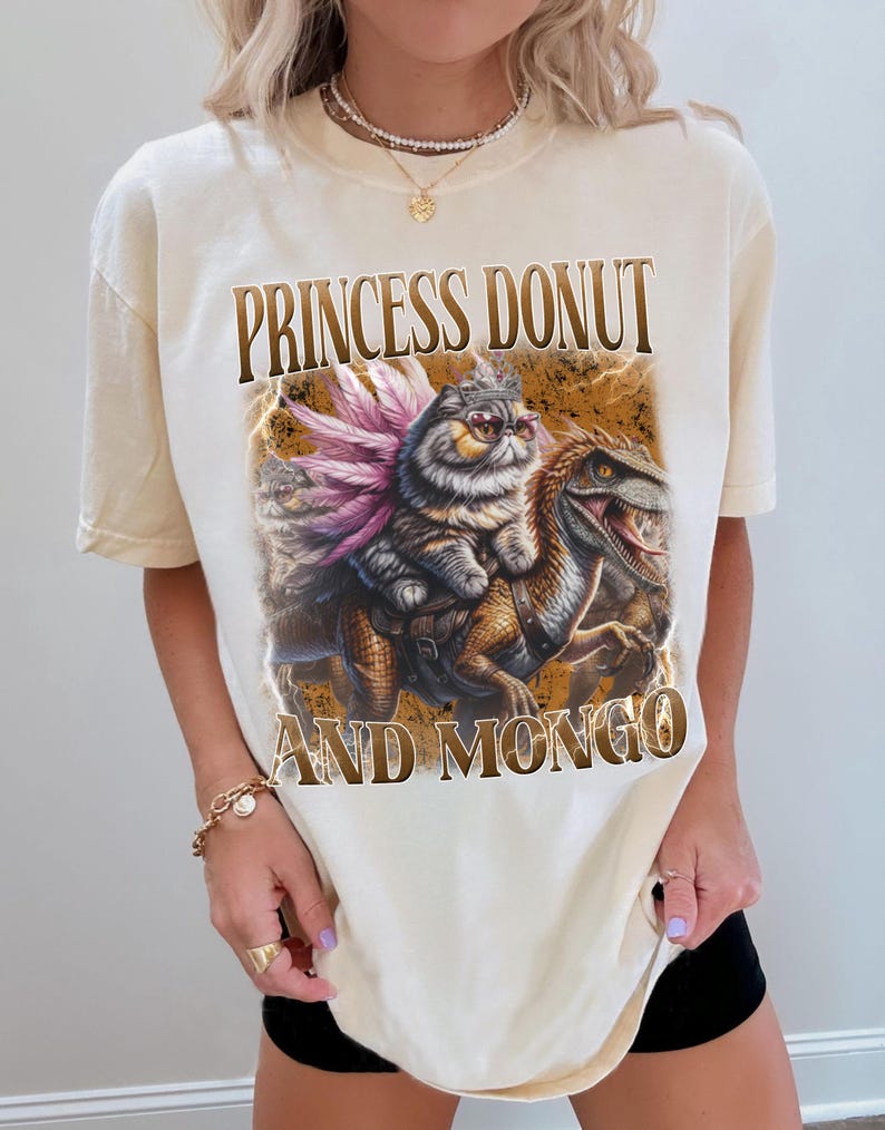 Princess Donut and Mongo T-shirt, Dungeon Crawler Carl Tee - Etsy