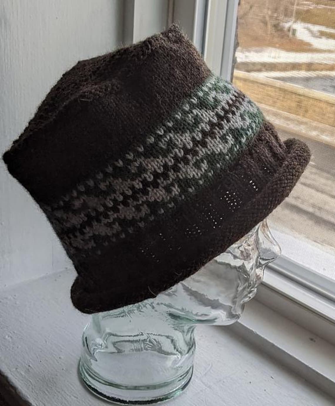 Porkie Knitting Pattern for Brimmed Hat - DK Yarn - Seamless & Stranded ...