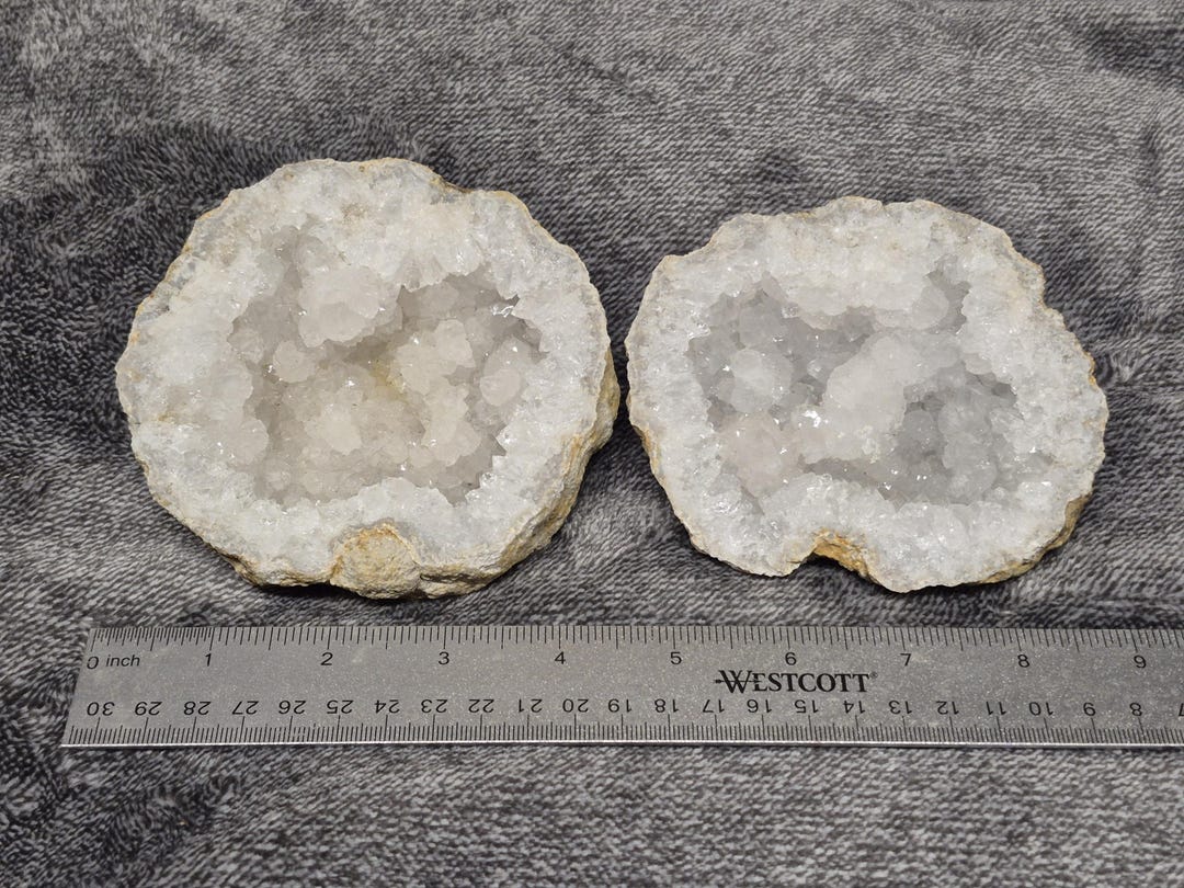Keokuk Iowa Geode: Hand Dug Crystal Quartz - Etsy