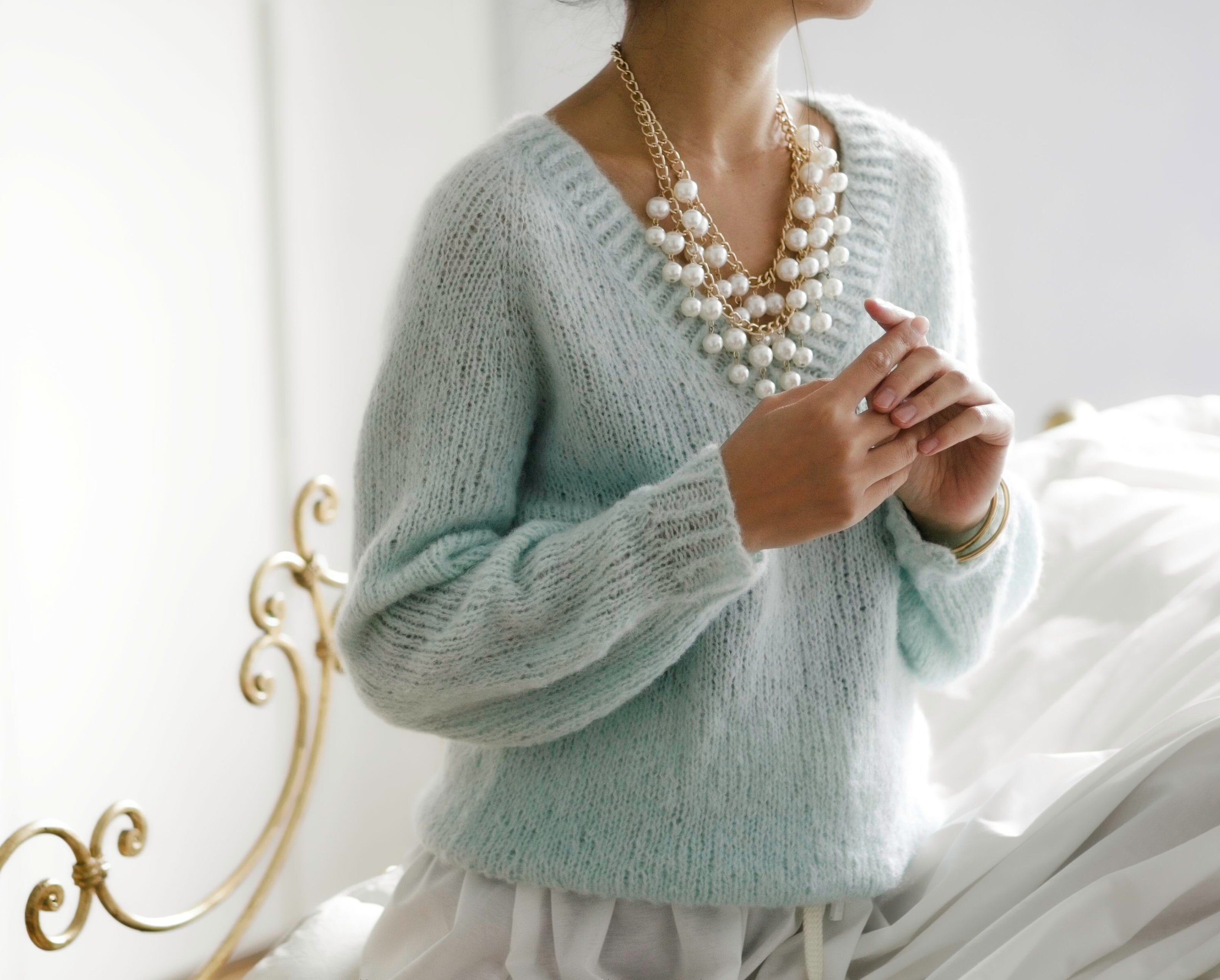 Beginner Friendly Top Down Sweater Knitting Pattern PDF: CP05 V-neck ...