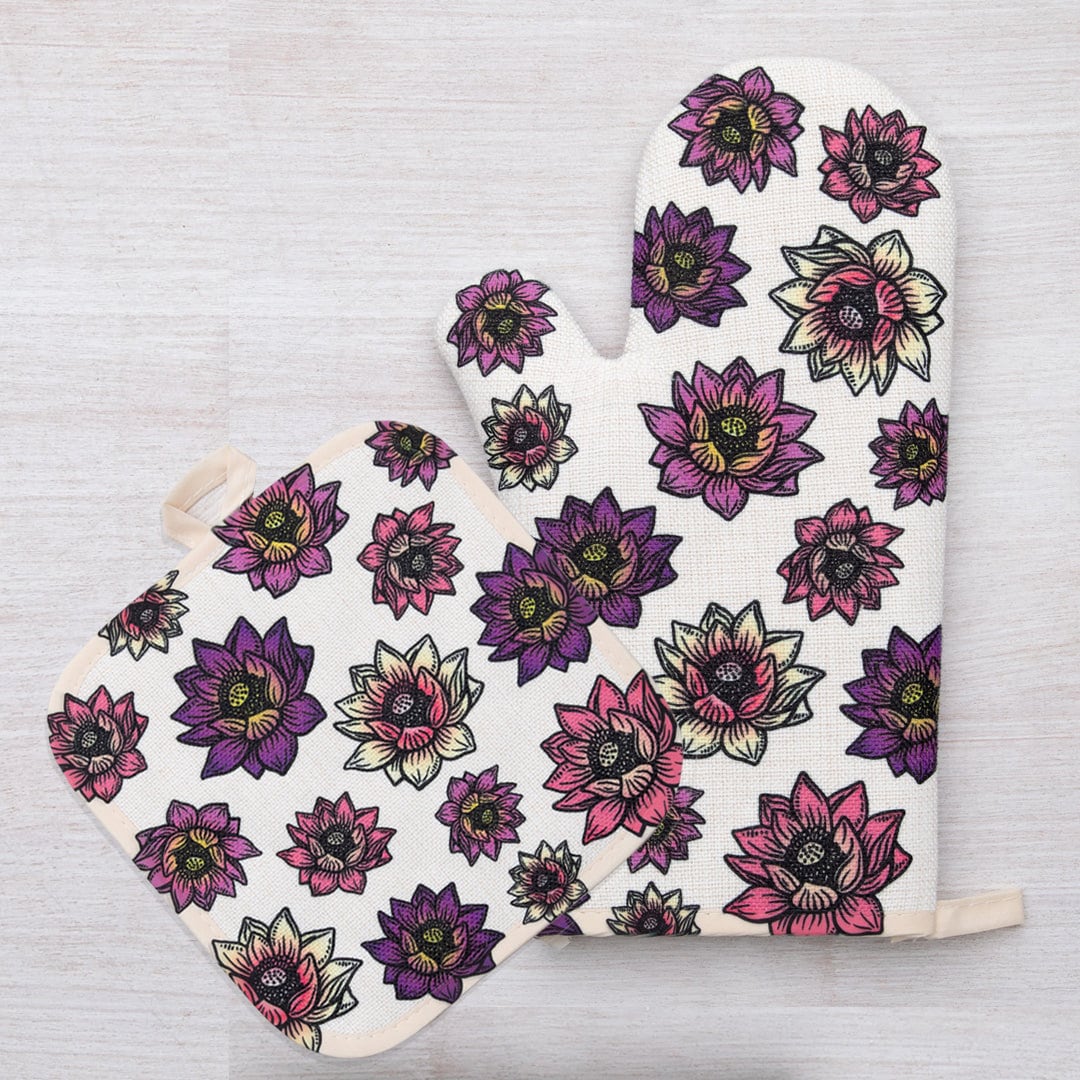 Tropical Lotus Kitchen Set: Oven Mitt & Potholder for the Botanical ...