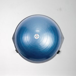 SMALL 50 CM Vertical Bosu Ball Display - Vertical Balance Ball Holder ...