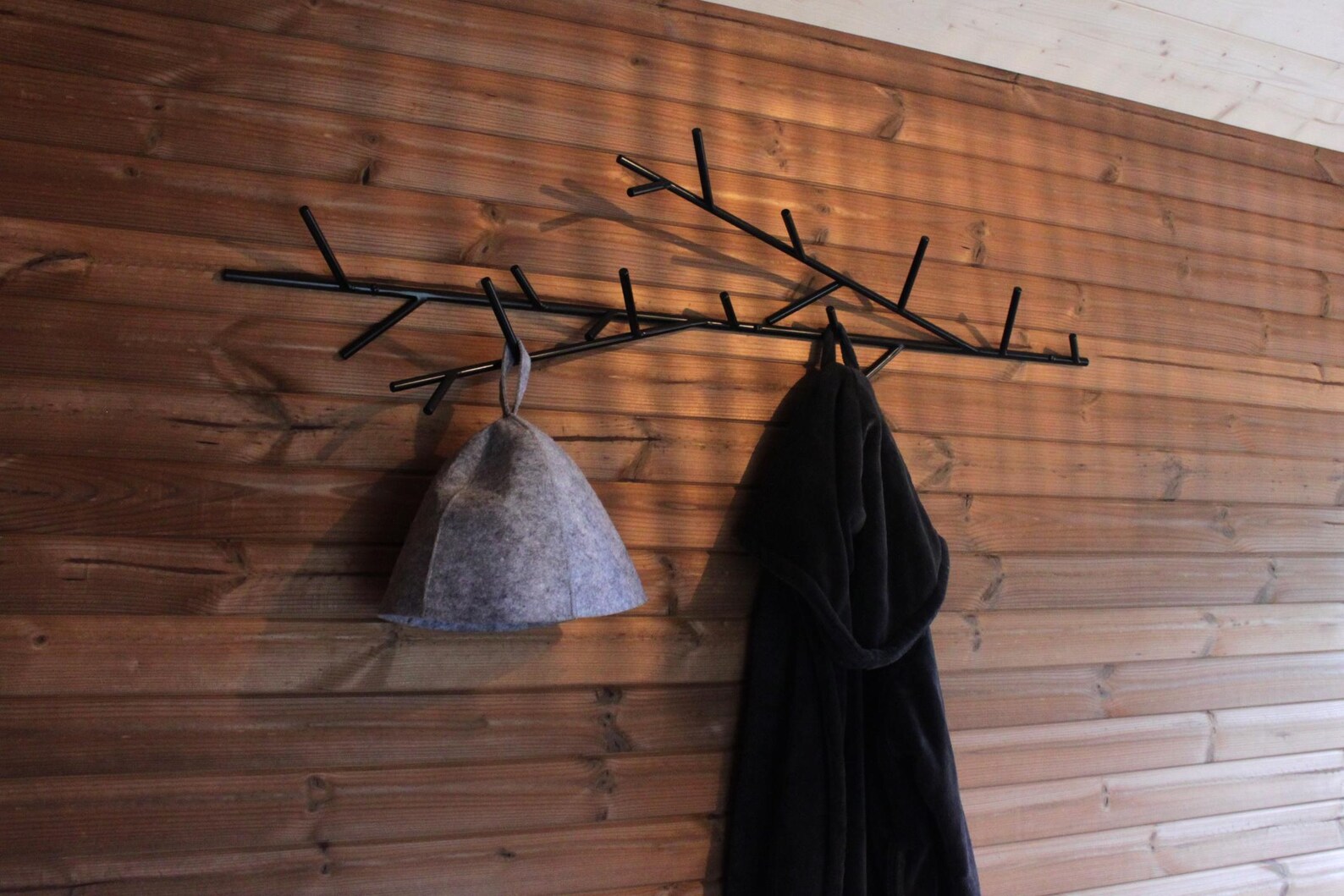 Large Metal Twig Wall Hook - Durable Metal Multiple Clothes Hanger ...