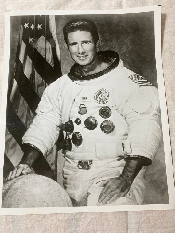 Astronaut Jim Irwin Apollo 15 portrait photograph | Etsy