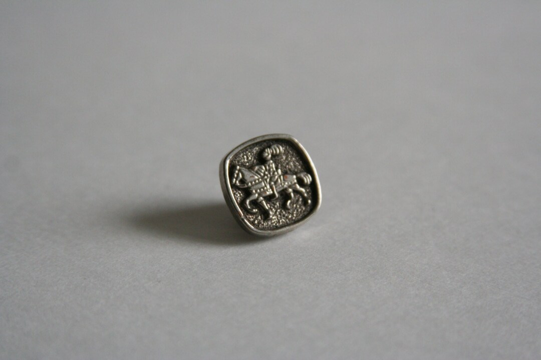 Jouster Pin Knight Lapel Pin - Made With Vintage Button - Etsy