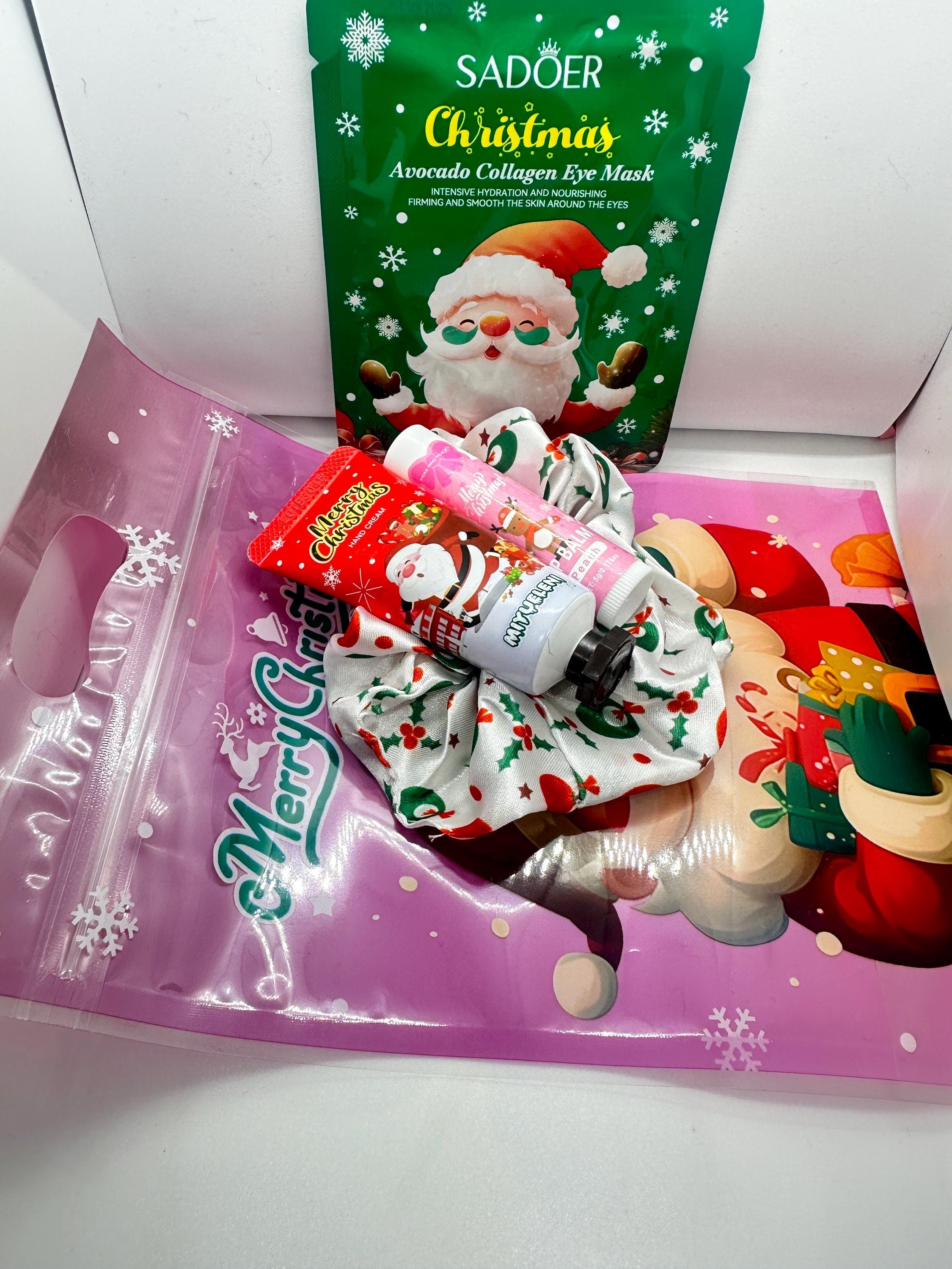 Christmas Pamper Gift Set: Lip Balm, Hand Cream, Scrunchie & Eye Mask ...