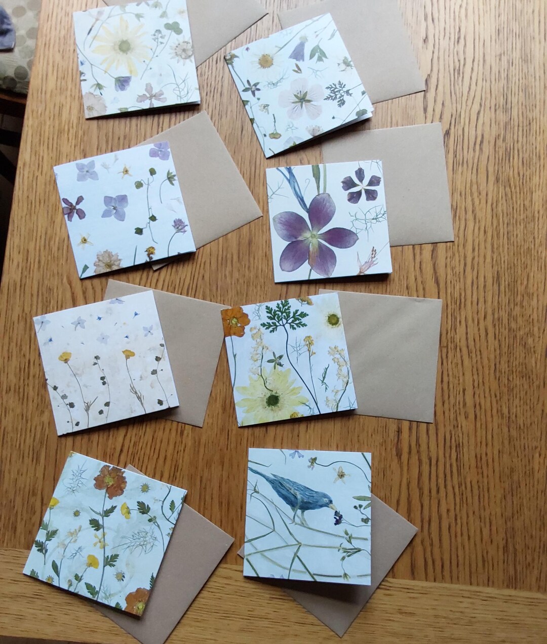 Pack of 8 Pressed Flower Art Cards, With Kraft Envelopes - Etsy
