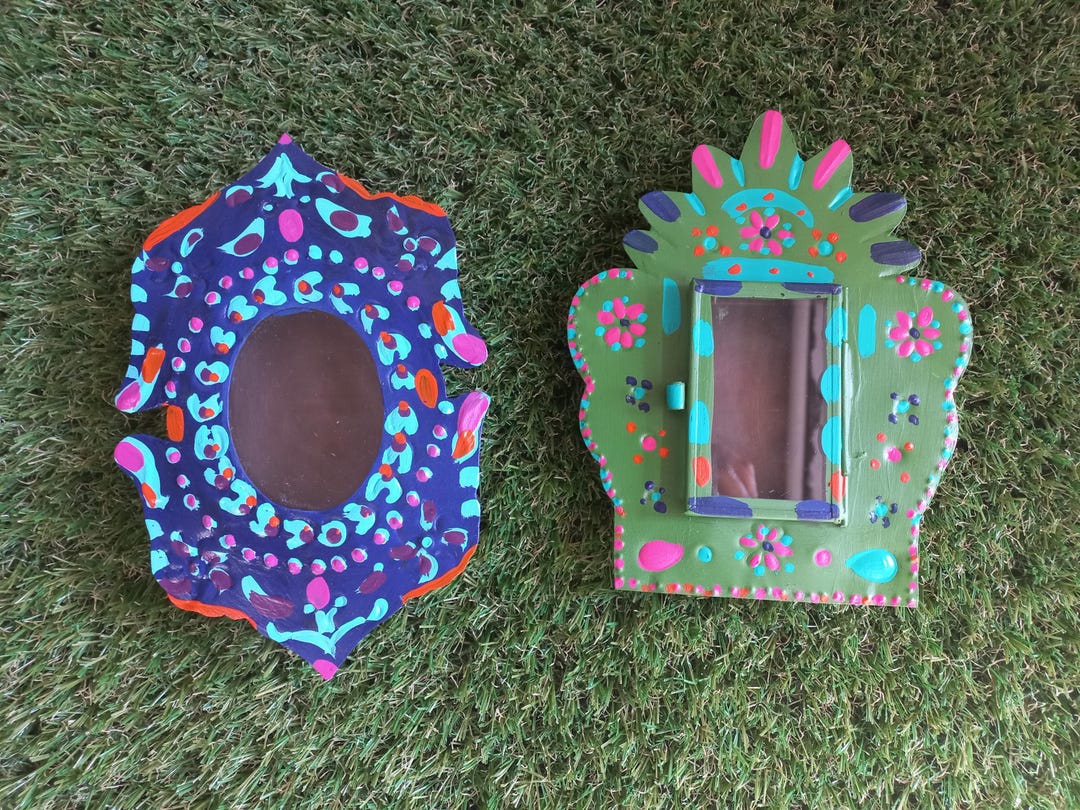 Set of 2 Tin Nichos, Hand Painted, Hand Made, Wall Hanging NICHO - Etsy