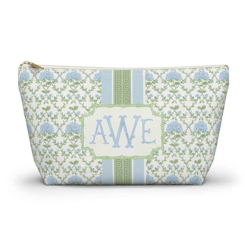 Green Hydrangea Gift Bags - 60+ Gift Ideas for 2026