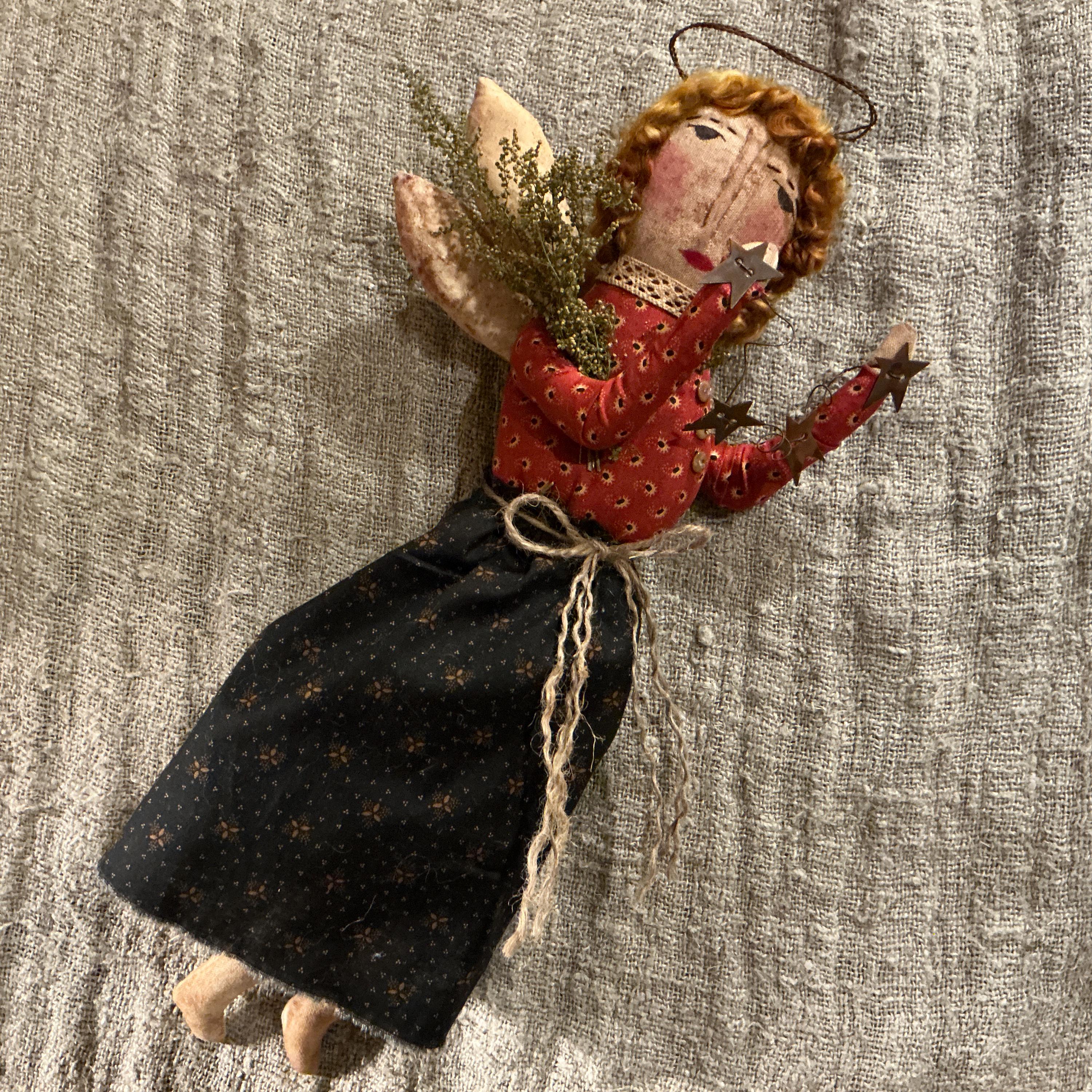 Primitive Angel With Rusty Braided Wire Halo, Holding Star Garland ...