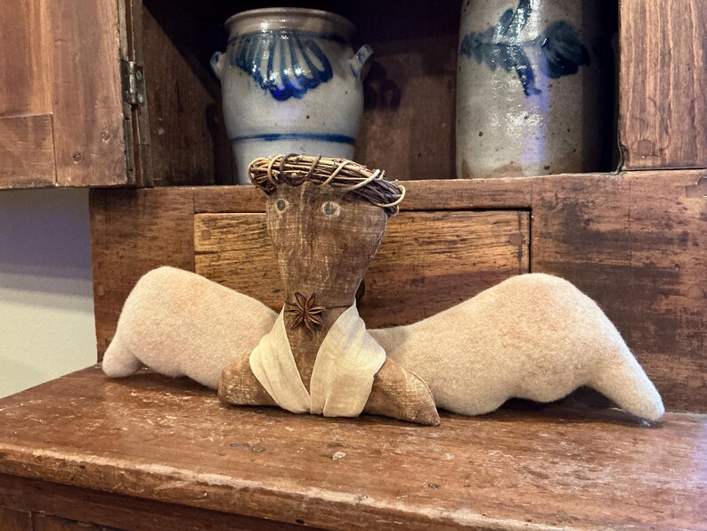 Primitive Angel Shelf Sitter With Wool Wings, Grapevine Halo and ...