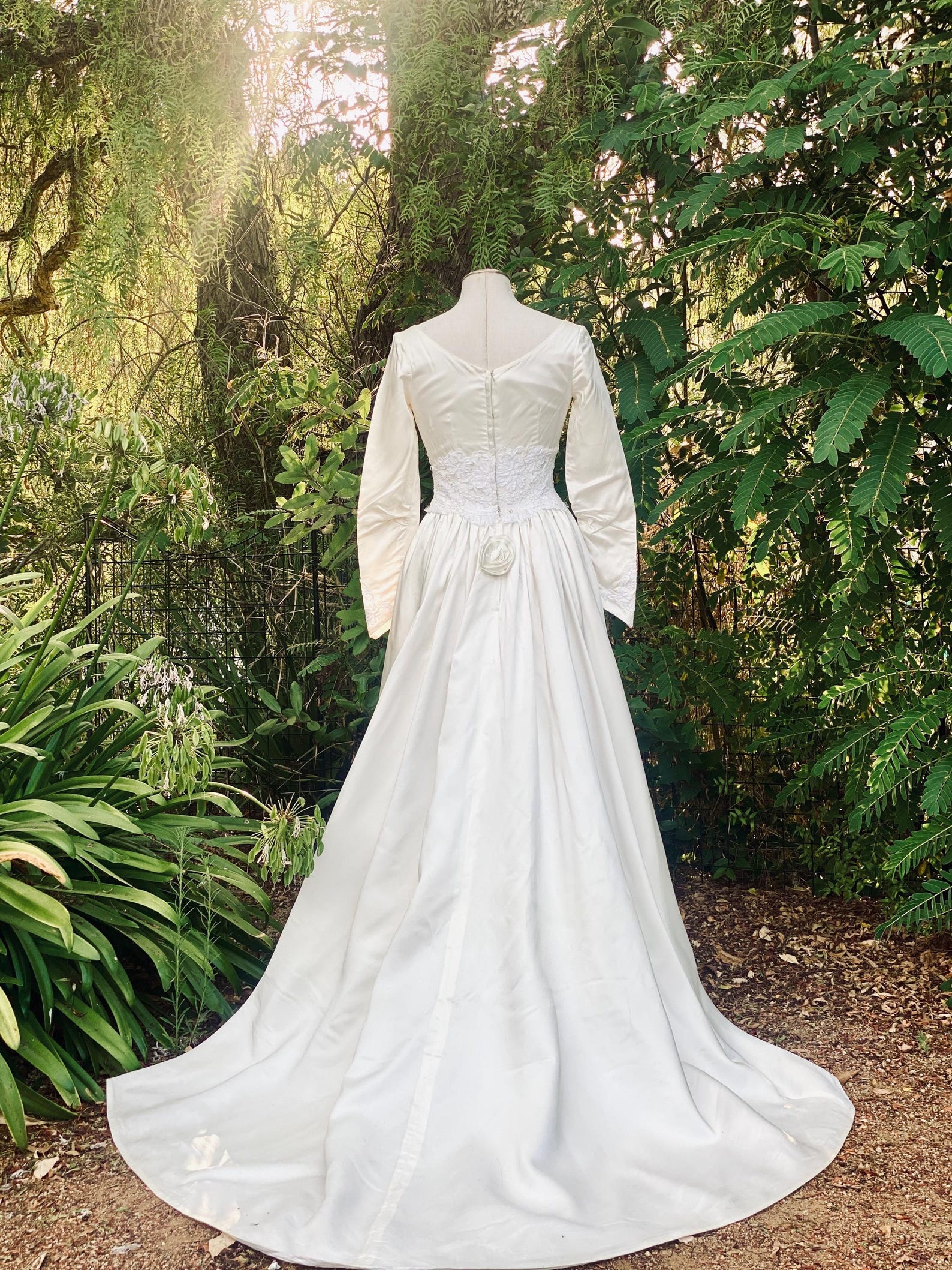 1960’s Constantino Original Ivory Wedding Gown - Etsy