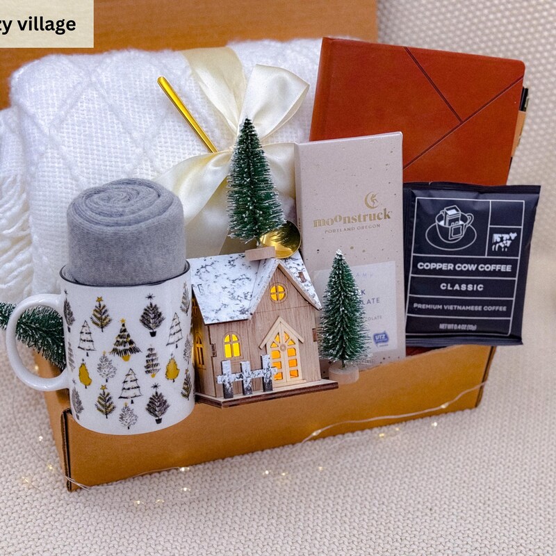 Blue Cosy Winter Gift Box - 60+ Gift Ideas for 2026